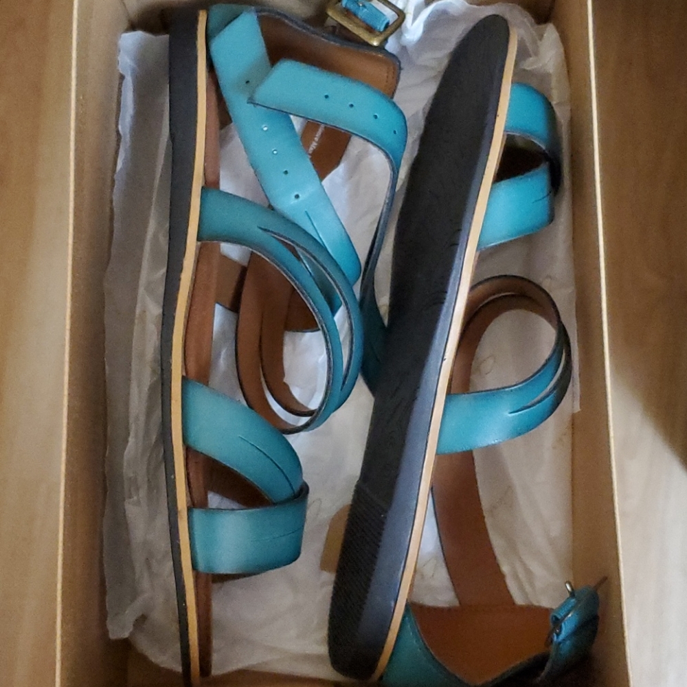 Ladies Shoes - Gem